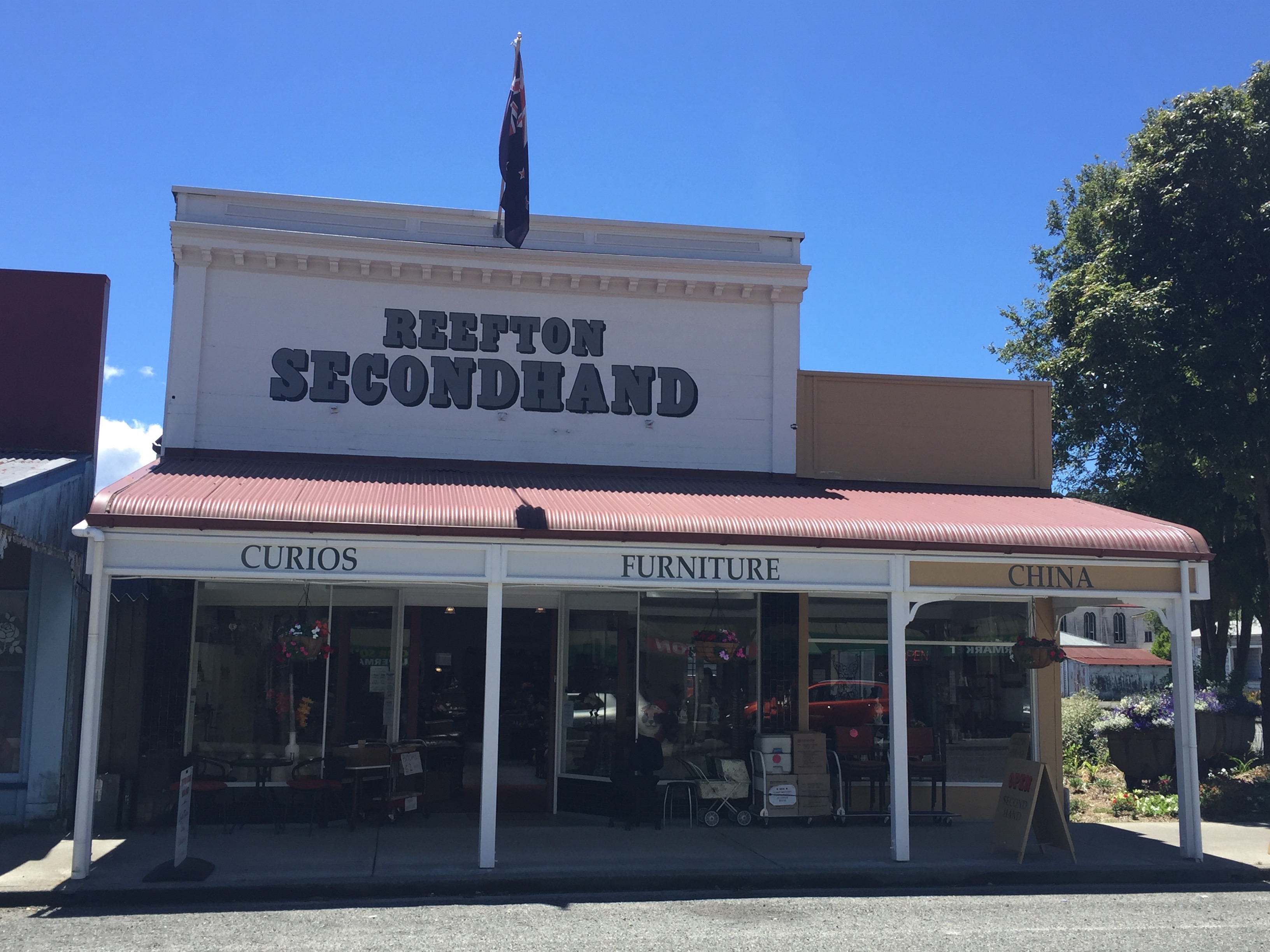 Reefton Second Hand Mart - Antiques & Secondhand - West Coast, New Zealand